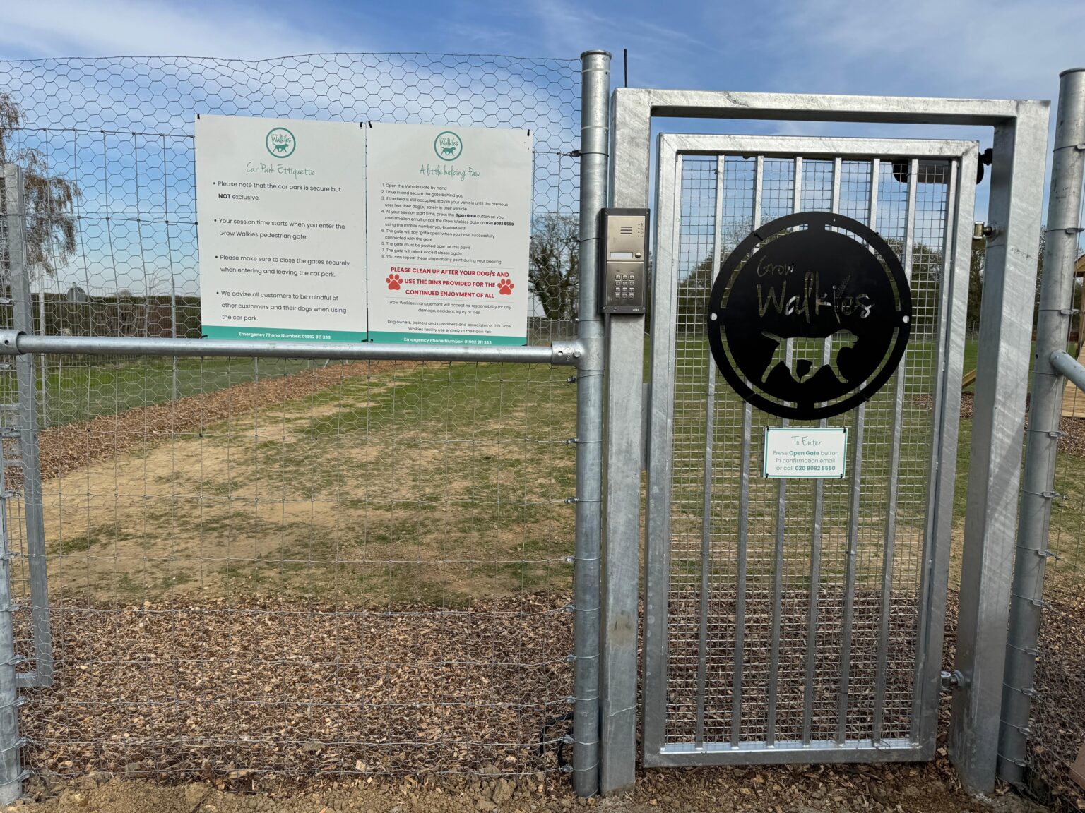Grow Walkies - Headcorn - Dog Walking Fields UK